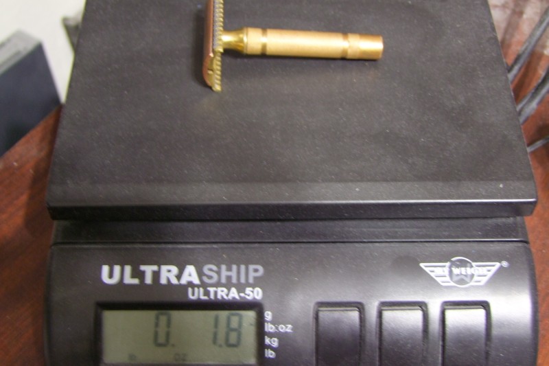 Comparing two Gillette NEW razors ... | TheShaveDen